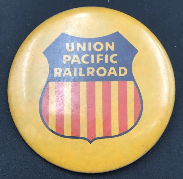 VINTAGE UP UNION Pacific Railroad Logo Round Pin 2,25" -- Button ...
