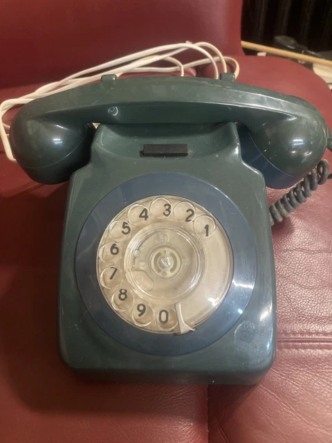 1970'S ORIGINAL VINTAGE BT Rotary Telephone Green Colour Retro Style ...