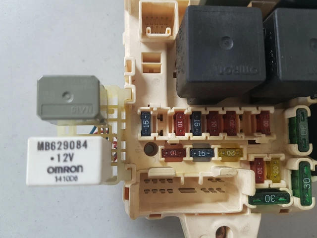 FUSE BOX FUSE box relay box relay box with relay Omron MB629084 £22.65 ...