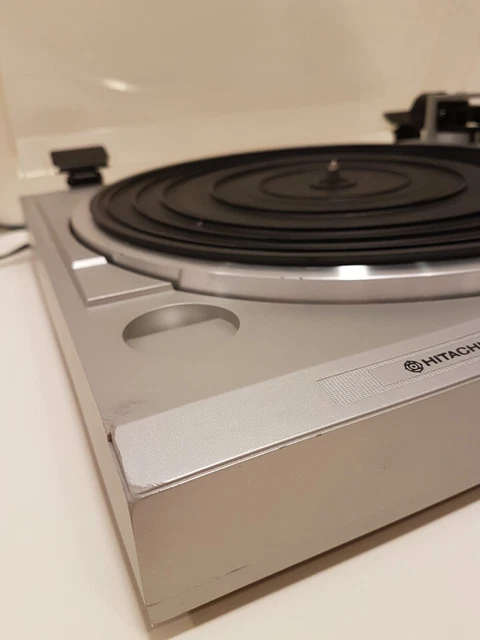VINTAGE HITACHI HT-21 belt drive semi auto turntable.. for repair ...
