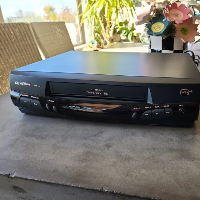 PANASONIC QUASAR VHQ-940 Omnivision 4-Head VCR VHS Player Recorder ...