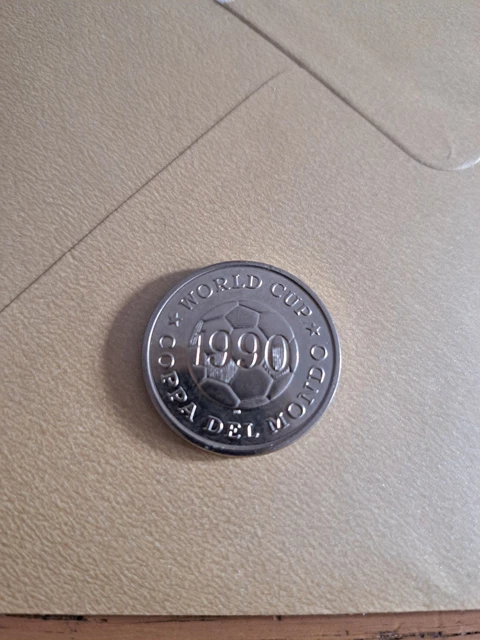 1990 WORLD CUP Coppa del Mondo coin, medallion or token CCCP £1.00 ...