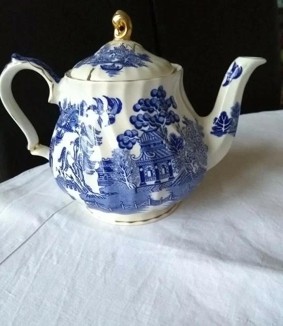 ORIGINAL ANTIQUE (1930S) English James Sadler Blue Willow Swirl ...