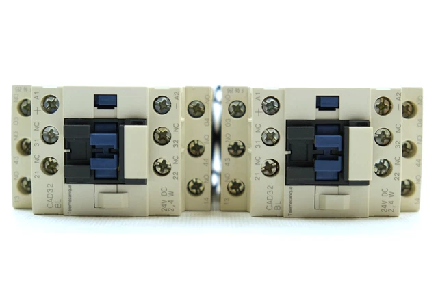TELEMECANIQUE CAD32BL RELAIS de Contrôle Protection Contacteur Relay X ...