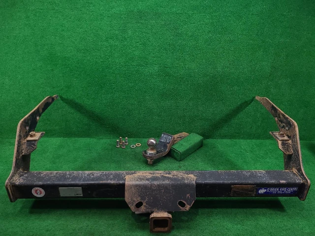 TOYOTA HILUX TOWBAR 4Wd, No Rear Bumper Type, 09/97-02/05 Genuine With ...