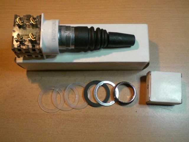 JOYSTICK SCHALTER 4-POSITION Steuerschalter Kreuzschalter CEMA ...