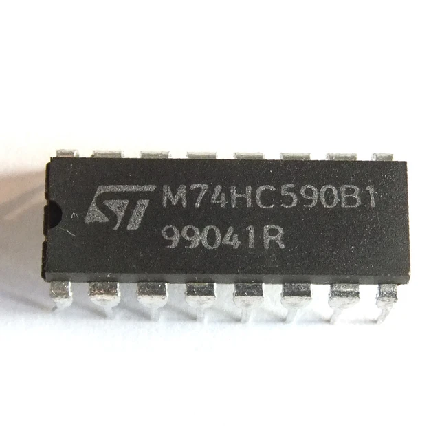 M74HC590B1 IC, 8-BIT binary counter, three-state outputs, DIP 16, STMicro EUR 1,00 - PicClick DE