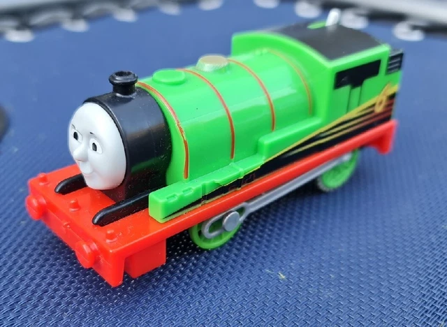 RACING PERCY THOMAS Trackmaster Battery Motorised Train Thomas The Tank ...