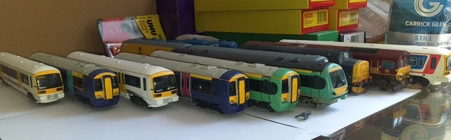 OO GAUGE THAMESLINK Class 377 Electrostar EMU Bachmann class 170 DMU £ ...