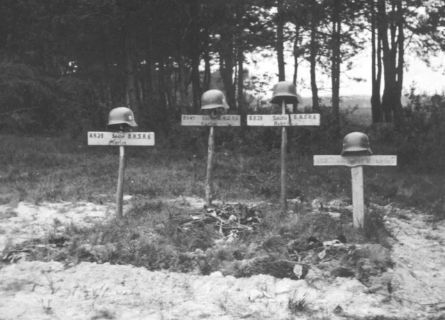 FOTO SOLDATEN FRIEDHÖFE Grab Polen, Soldatengräber, 1, Foto Soldat Art ...