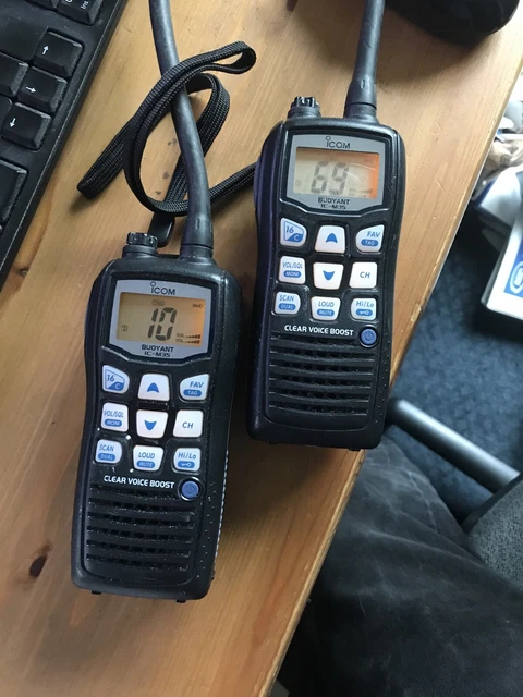 ICOM IC-M35 SUBMERSIBLE Floating VHF Marine Transceiver Radio (two ...