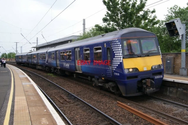 PHOTO CLASS 3204-Car Emu No 320 318 Pulling Into Partick On A Larkhall - Singer £2.00 - PicClick UK