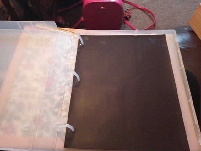 CRAFTERS COMPANION DIE And Stamp Folder 4 Magnetic Sheets A4 Size £6.05 ...