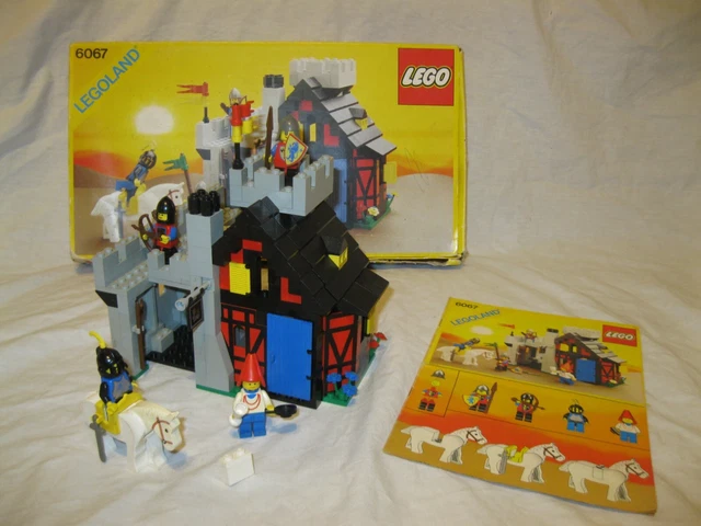 VINTAGE 1986 LEGO CASTLE SET N°6067 GUARDED INN 100% COMPLET BOÎTE ...