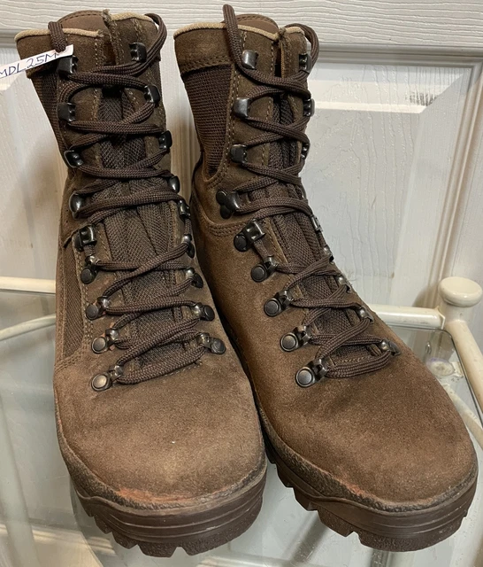 GENUINE BROWN SUEDE Meindl Army Issue Combat Male Desert Boots 5M UK ...