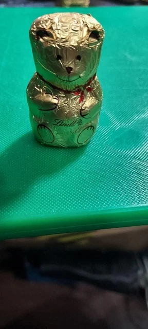 LINDT LINDOR Mini Bears Milk Chocolate 200 g (20 pieces without box) £ ...