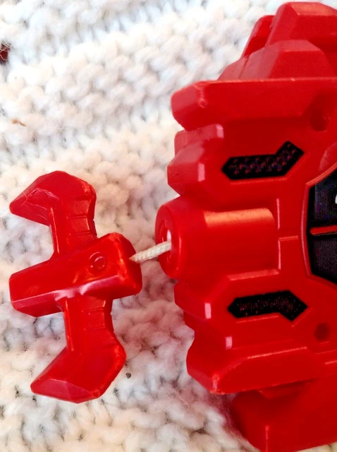 TAKARA TOMY BEYBLADE Burst Red BeyLauncher LR, Dual String Launcher B ...