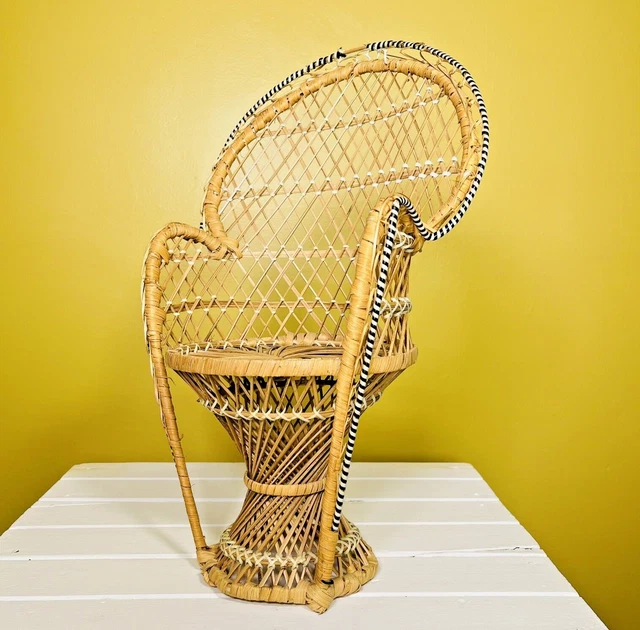 SEDIA IN RATTAN vintage mini vimini pavone 17"" bambola supporto pianta ...