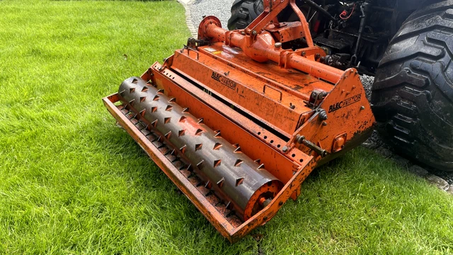 BLECAVATOR 130 STONE Burier, like Rotadarion. Buries stones, debris ...