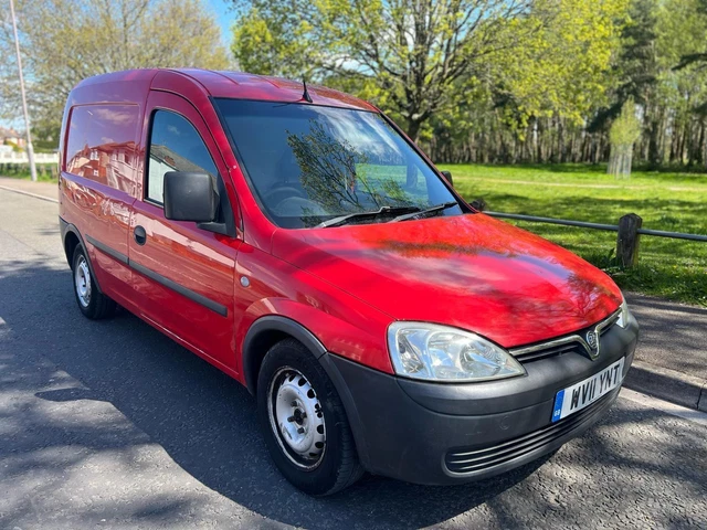 VAUXHALL COMBO (2011) 1.3 CDTi 1700 16v Panel Van 3dr Diesel Manual ...