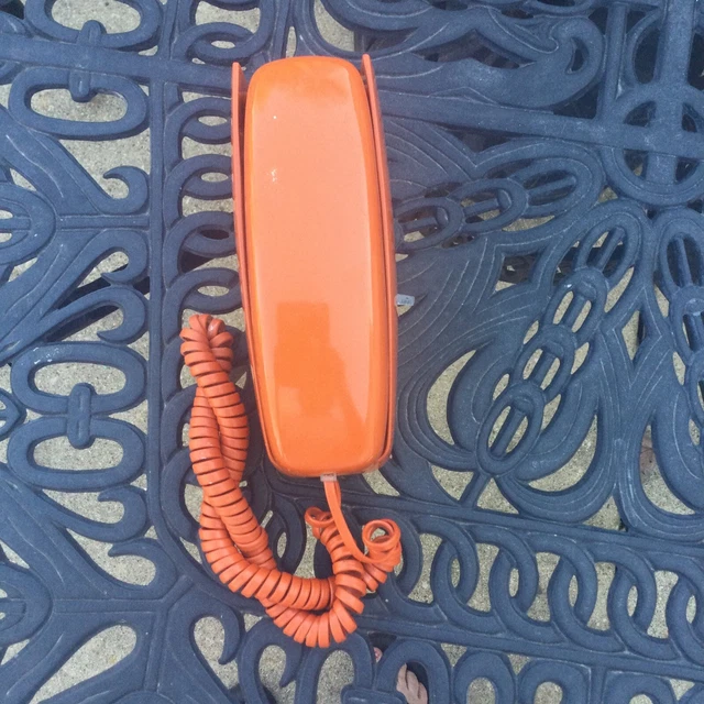 BRIGHT ORANGE WESTERN Electric Trimline TouchTone Desk Telephone £71.36 ...