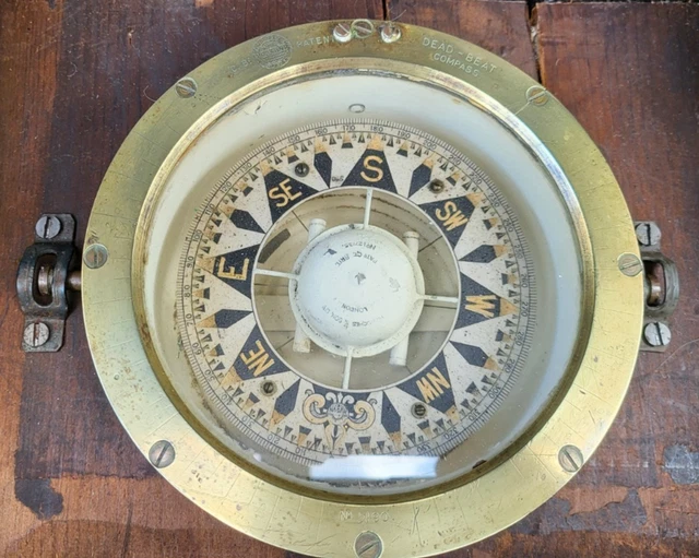 VINTAGE SESTREL DEAD-BEAT Ships Compass In Case - H. Hughes & Son Ltd ...