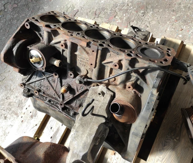 AUDI 80 CABRIO 2.3 NG Motorblock Block 5 Zylinder 034103021M EUR 349,00 ...