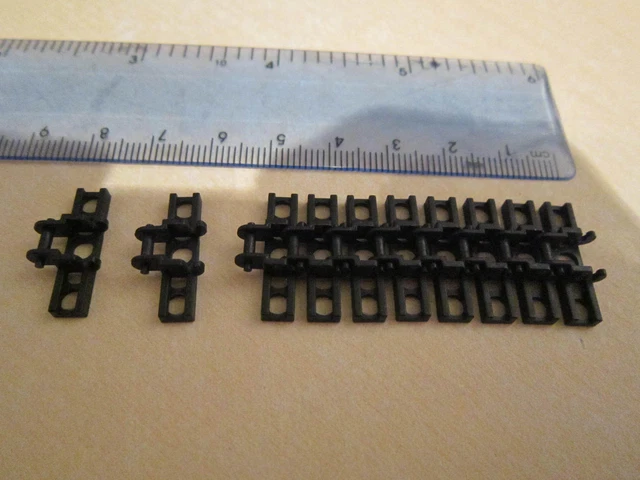 LEGO TECHNIC 10 x Caterpillar Tank Track Link Tread Wide Two Pin Holes ...