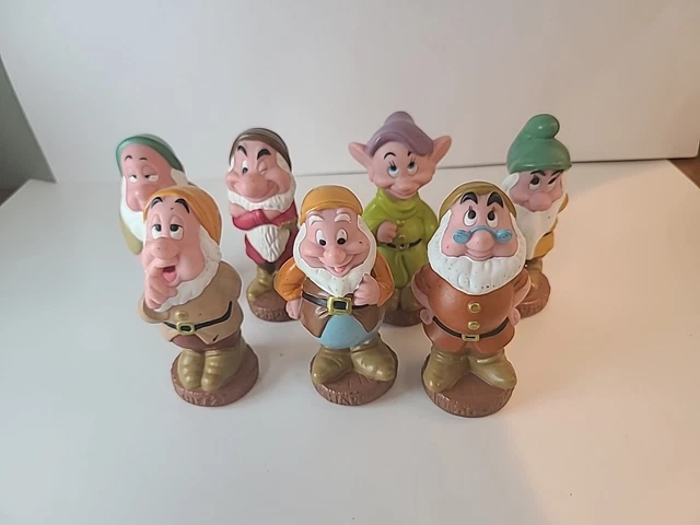 DISNEY COMPLETE SET Of Plasic Dwarfs From Snow White And The Seven ...