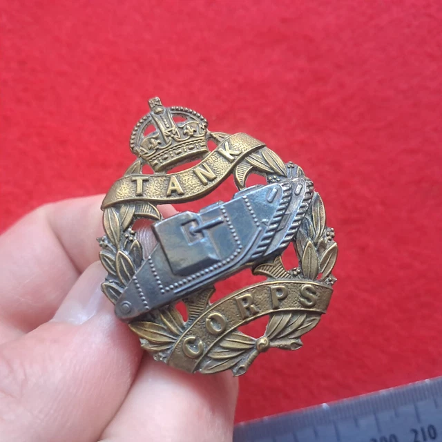 WW1 BRITISH TANK Corps Officers Cap Badge Bi Metal JR Gaunt & Son ...
