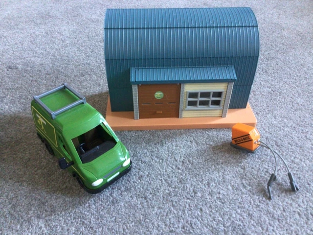 FIREMAN SAM MIKE Flood's Workshop and Van Bundle EUR 9,50 - PicClick DE