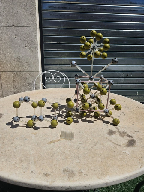 ANCIEN JEU DE Construction Sur L'atome Des Années 70 EUR 90,00 ...