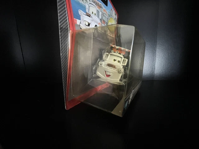 DISNEY PIXAR CARS 2 Deluxe Taco Truck Mater Diecast 1:55 scale £130.00 ...