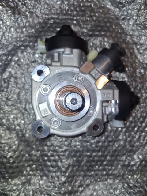 JEEP GRAND CHEROKEE high pressure fuel pump Part Number 68211269AA £850 ...