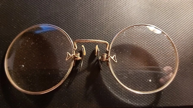 ANCIENNE PAIRE DE Lorgnons, Pince-nez ou Bésicles réglable plaqué or ...