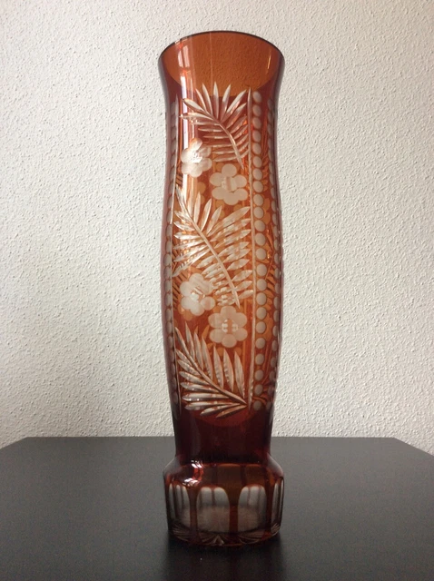 GRAND VASE EN cristal double coloré rouge orangé taillé de Bohème XXème ...
