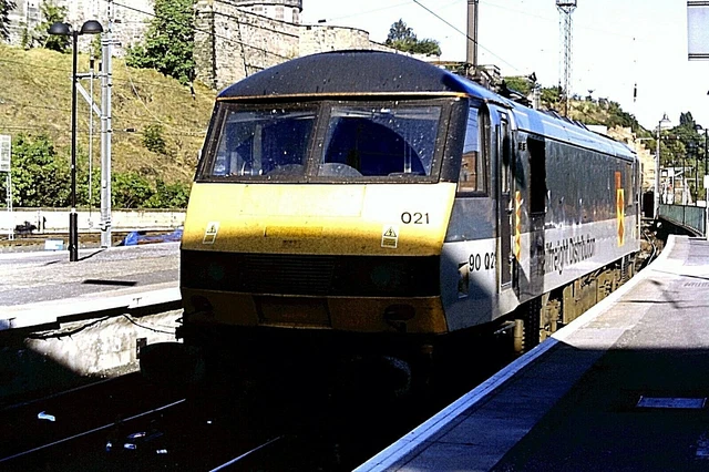 ORIGINAL SLIDE,RFD LIVERIED Class 90 90021 @ Edinburgh Waverley 24/9 ...