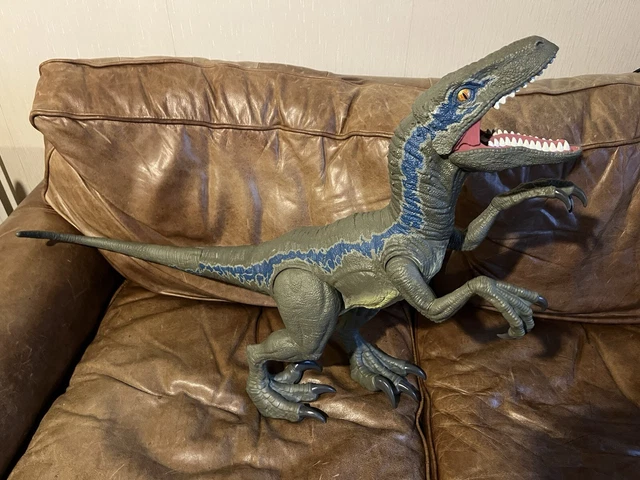 JURASSIC WORLD SUPER Colossal Velociraptor Blue £28.00 - PicClick UK