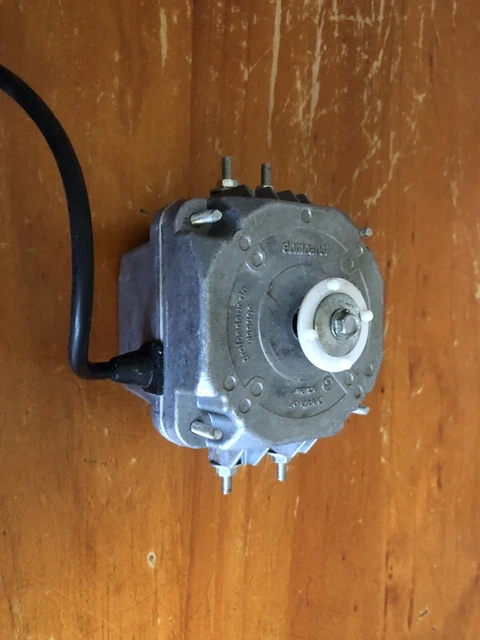 HUB DRIVE SCREW Shaft Fan Motor Used -EBM IQ3612- 220-230 Volts $55.00 ...