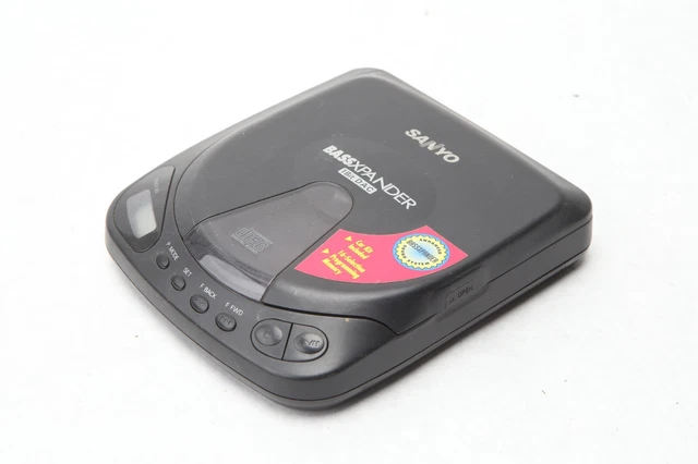 SANYO COMPACT DISC Portable CD Player BassXPander Model CDP-260 S21 $22 ...