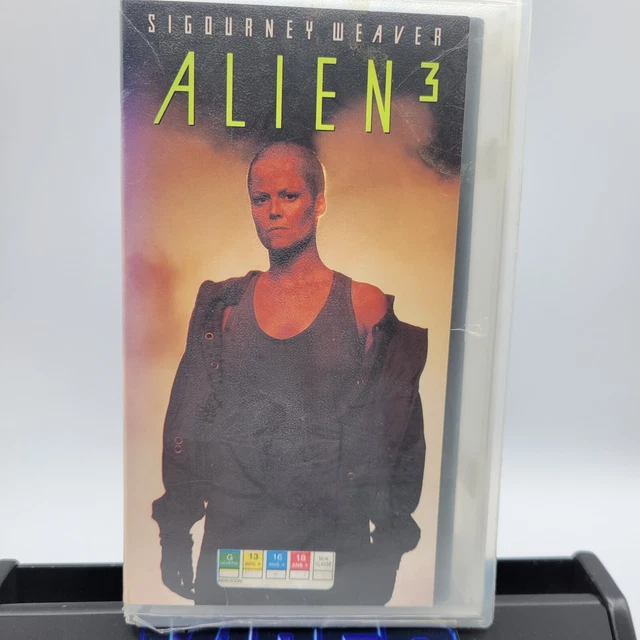 ALIEN 3 (VHS, 1992, Fox Video) Sigourney Weaver, dir. David Fincher, ex ...