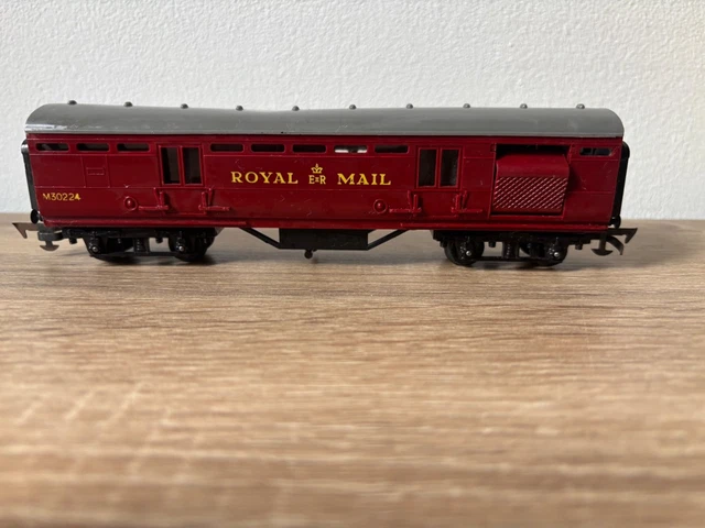 TRIANG - OO Gauge, R23 - Royal Mail Post Office coach M30224 £5.43 ...