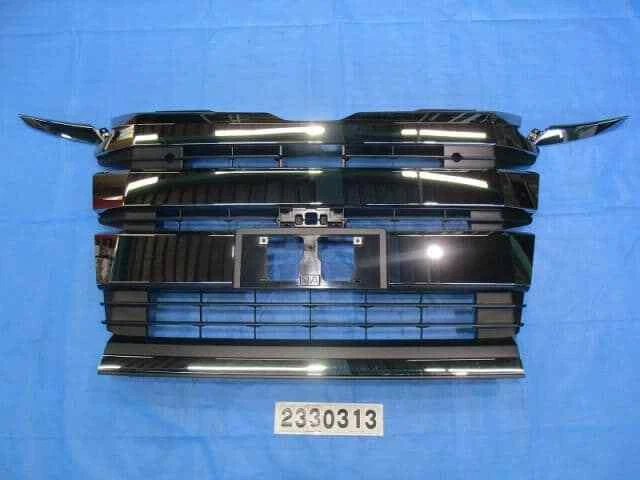 TOYOTA NOAH 2023 6AA-ZWR90W Radiator Grille 53111V1020 [Used ...