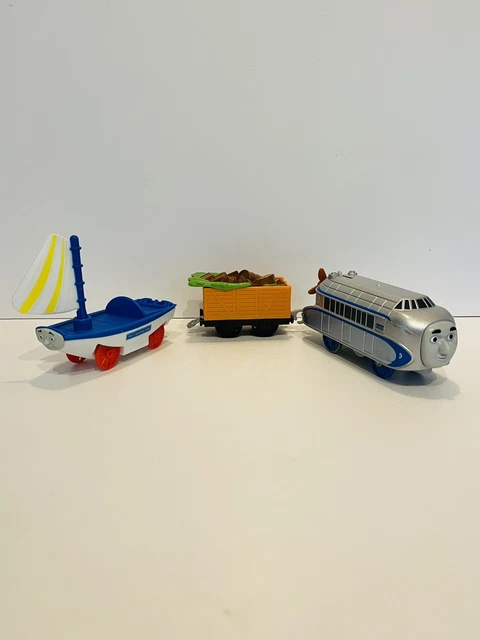 TRACKMASTER HUGO THOMAS the Tank Engine motorized toy train Hugo and ...