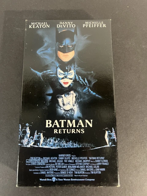 BATMAN RETURNS (VHS, 1992) Michael Keaton Danny Devito Michelle ...