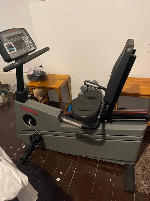 LIFE CYCLE EXERCISE bike (LifeCycle 9500HR) £125.00 - PicClick UK