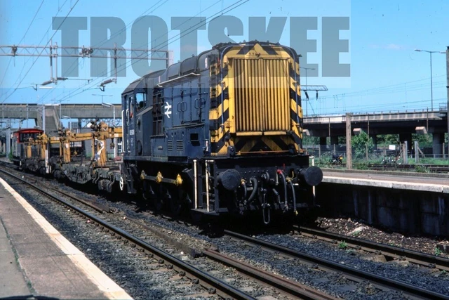 35MM SLIDE BR British Rail Diesel Loco Class 08 08928 Bescot 1985 ...