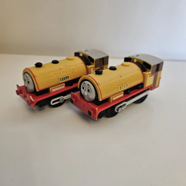 TOMY TRACKMASTER THOMAS the tank engine battery trains Bill & Ben EUR ...