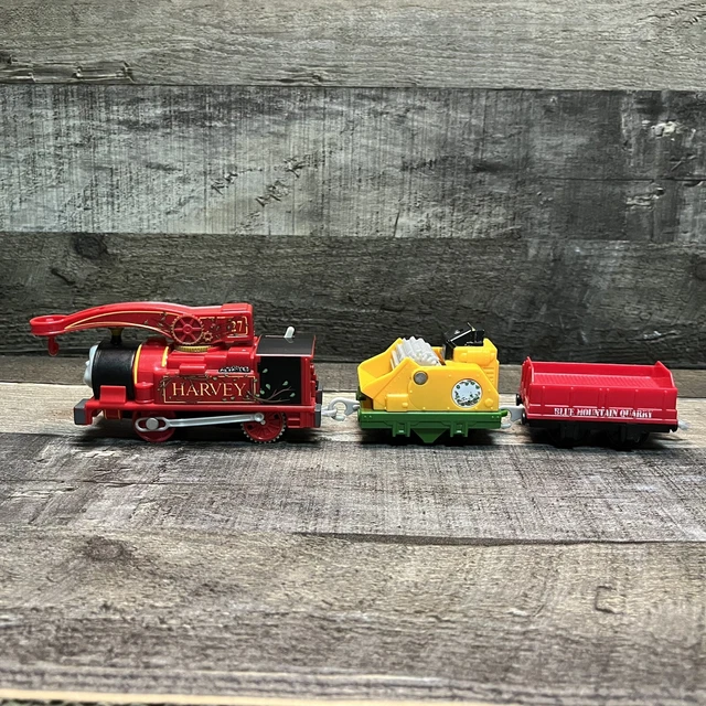 THOMAS & FRIENDS Motorized Train Trackmaster Helpful Harvey Coal Crush ...