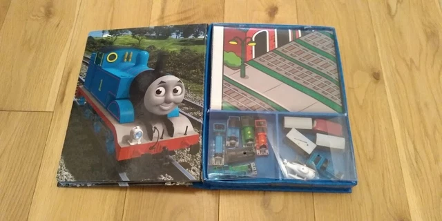 THOMAS & FRIENDS Thomas the Tank Engine "My Busy Books" Book & Toy in 1 ...